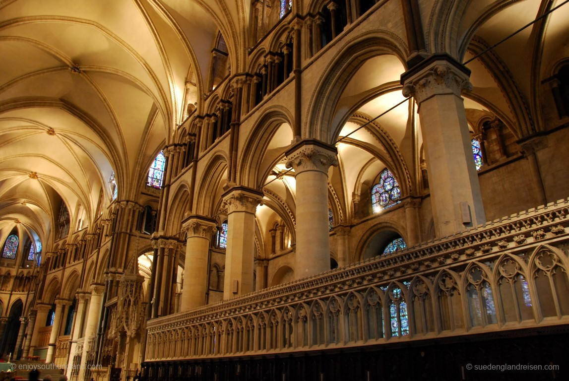 Canterbury Cathedral ♦ Southern England from Kent to Cornwall