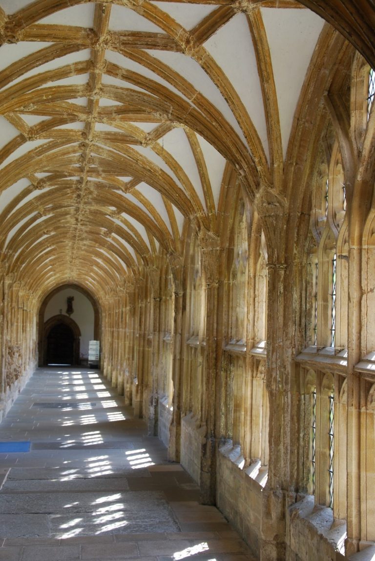 Wells Cathedral ♦ Southern England from Kent to Cornwall